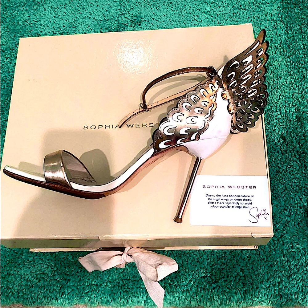 Sophia Webster Evangelize Angel Wing Sandals - Gem